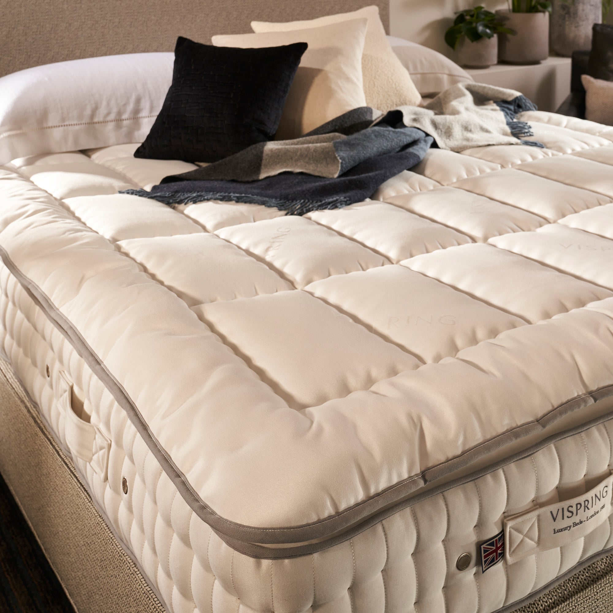 Vispring Heaven Luxury Mattress Topper - Free Shipping in the USA - The ...